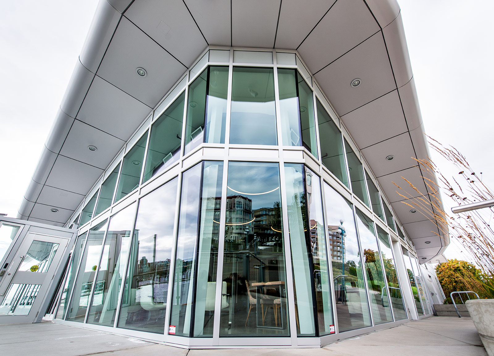 Victoria International Marina - North Glass & Aluminum